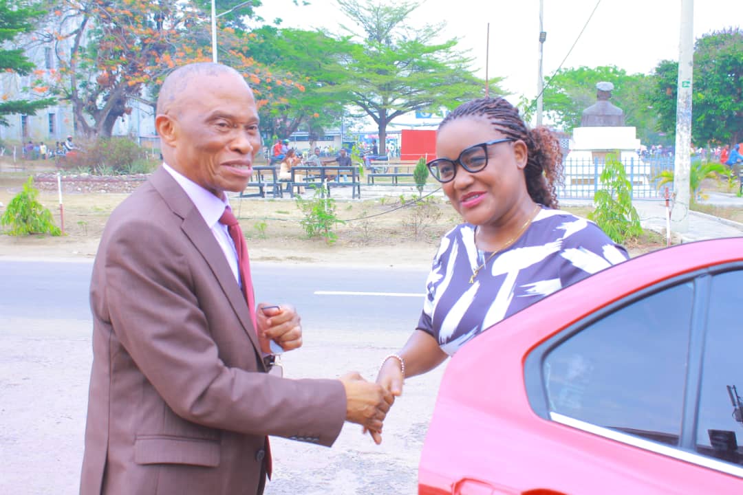Visite à l'Université de Kinshasa de la Rectrice de l'Université de ...
